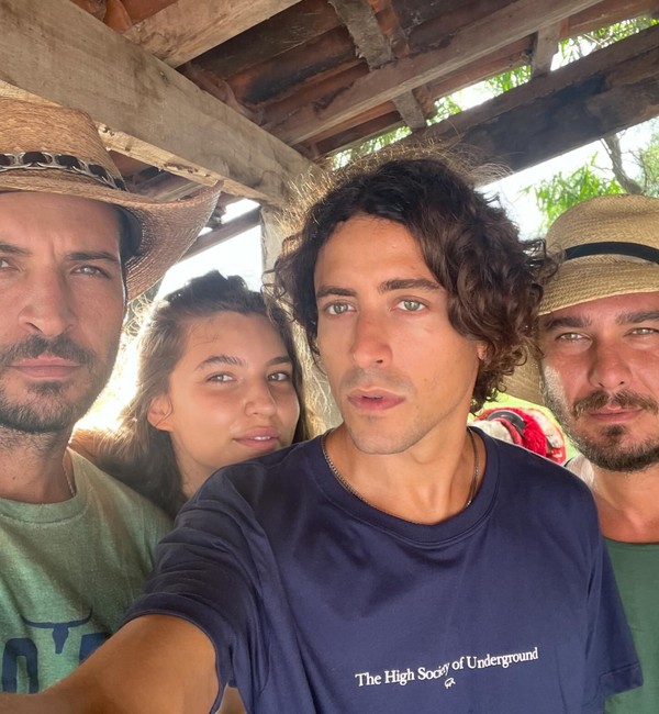 Famosos Lamentam A Morte Do Ator Thommy Schiavo
