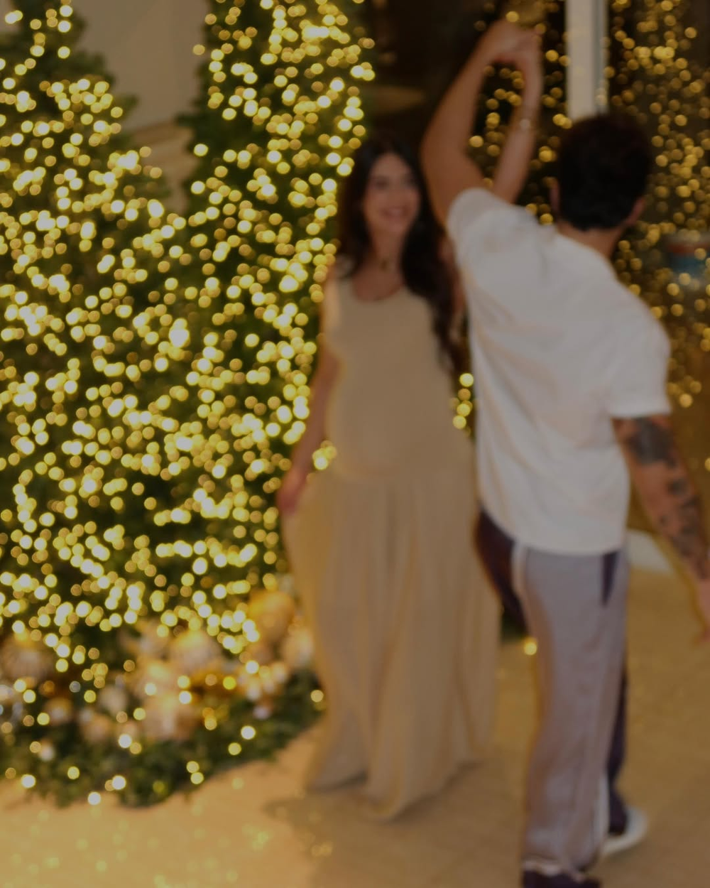 Luan Santana comemora Natal ao lado da esposa grávida: 'Sonhos realizados'