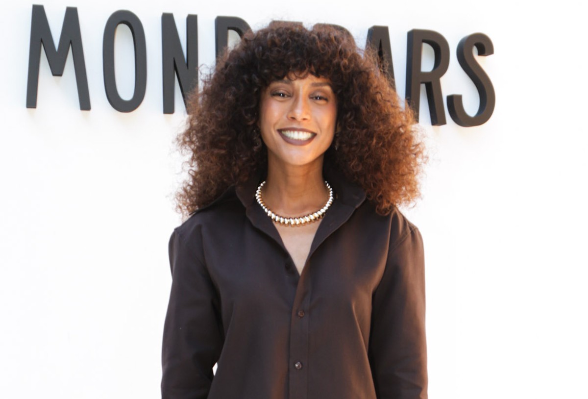 Taís Araujo exalta moda brasileira e rasga elogios à marca de Sasha Meneghel em desfile de estreia