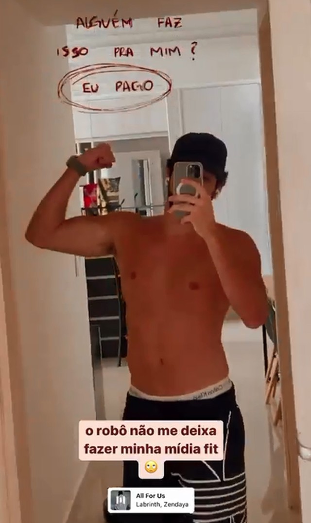 Matheus Costa, ex-ator mirim de 'América', mostra corpo sarado em vídeo