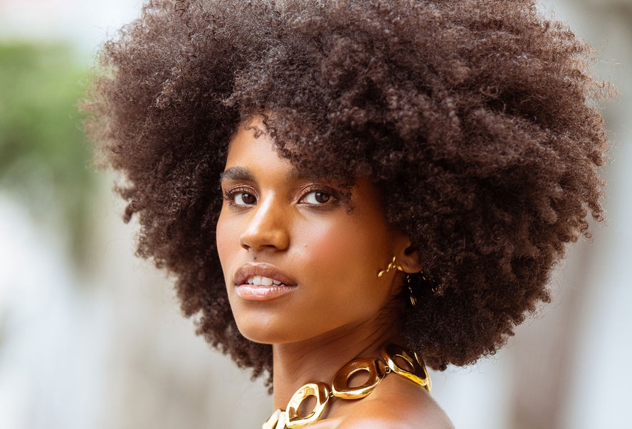 De fono à atriz: Glorinha em 'Garota do Momento', Mariana Sena lembra trajetória na arte e fala ...