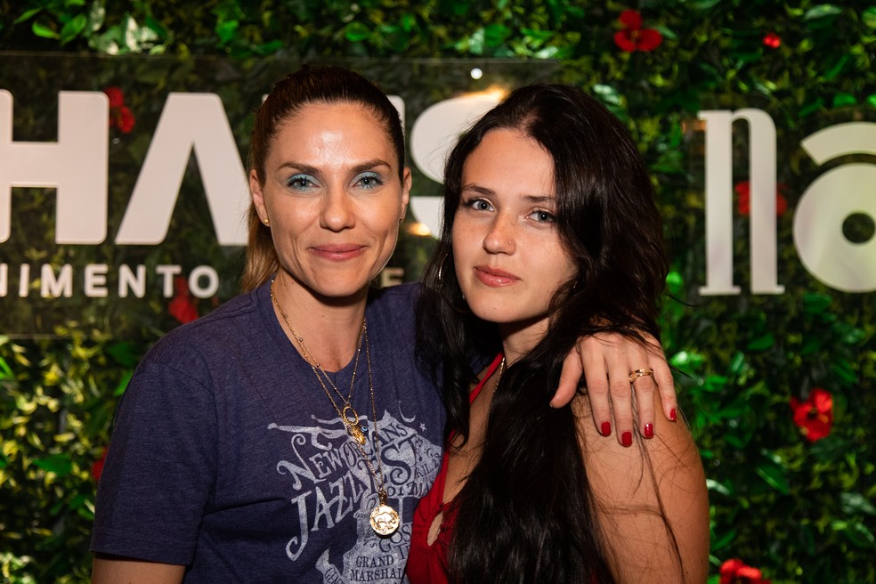 Rafaela Mandelli faz aparição rara com Catarina, sua filha com Marcelo ...