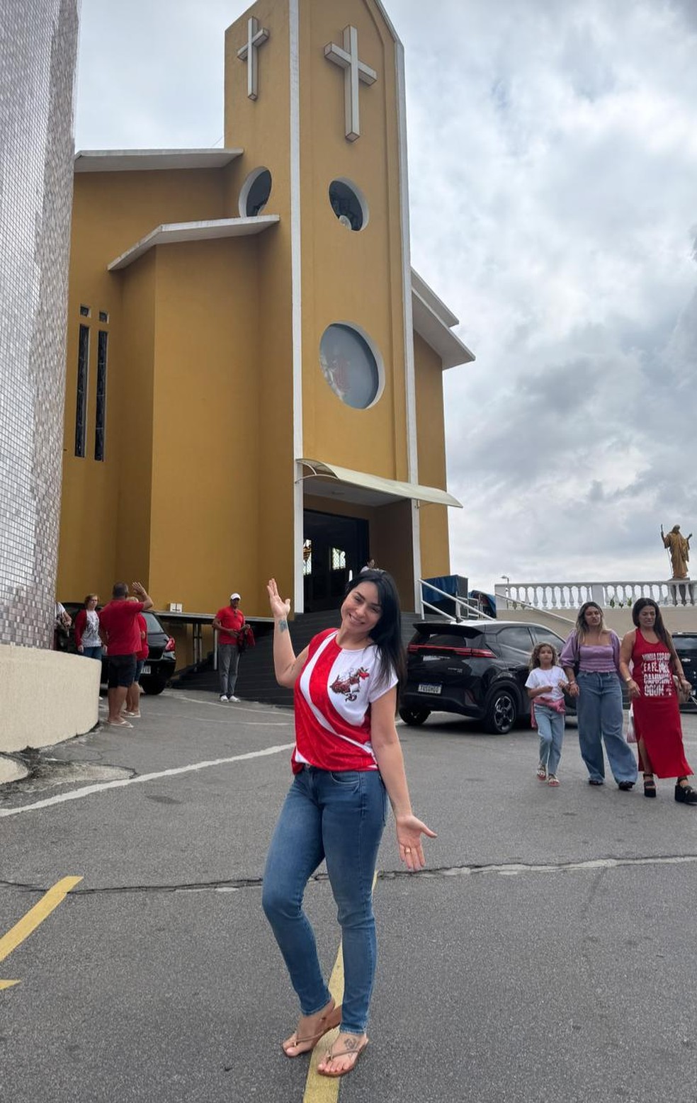 Luciana Picorelli homenageia São Jorge e agradece por bênçãos: 'Sempre ...