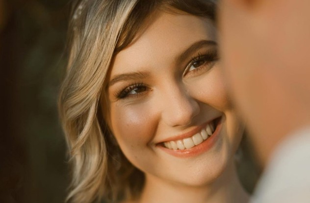 Saiba tudo sobre: Isabel Veloso