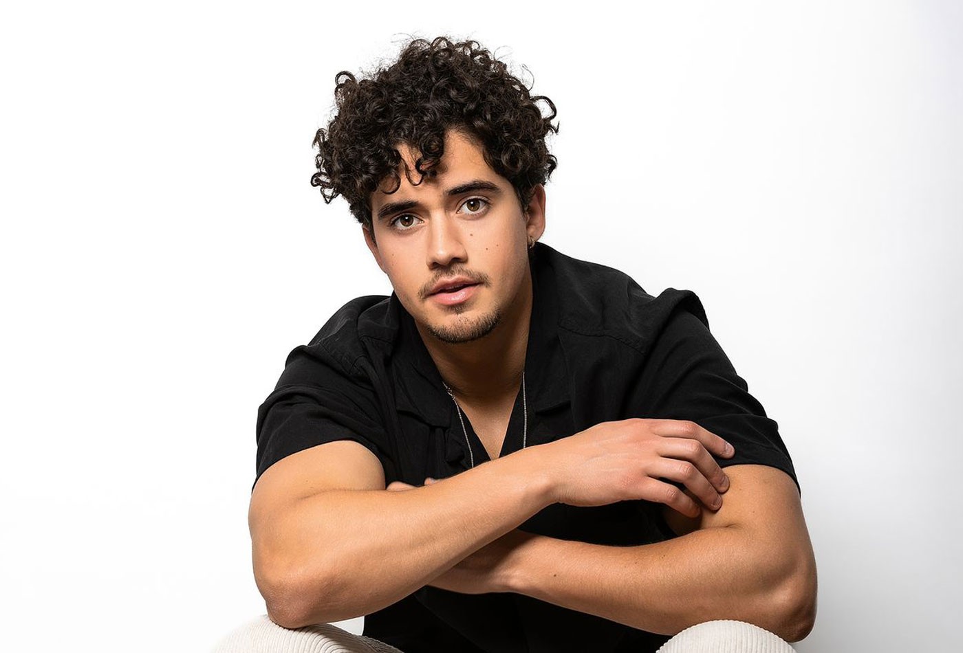 Matheus Fagundes, de 'As Five', passa por transformação no visual e ...