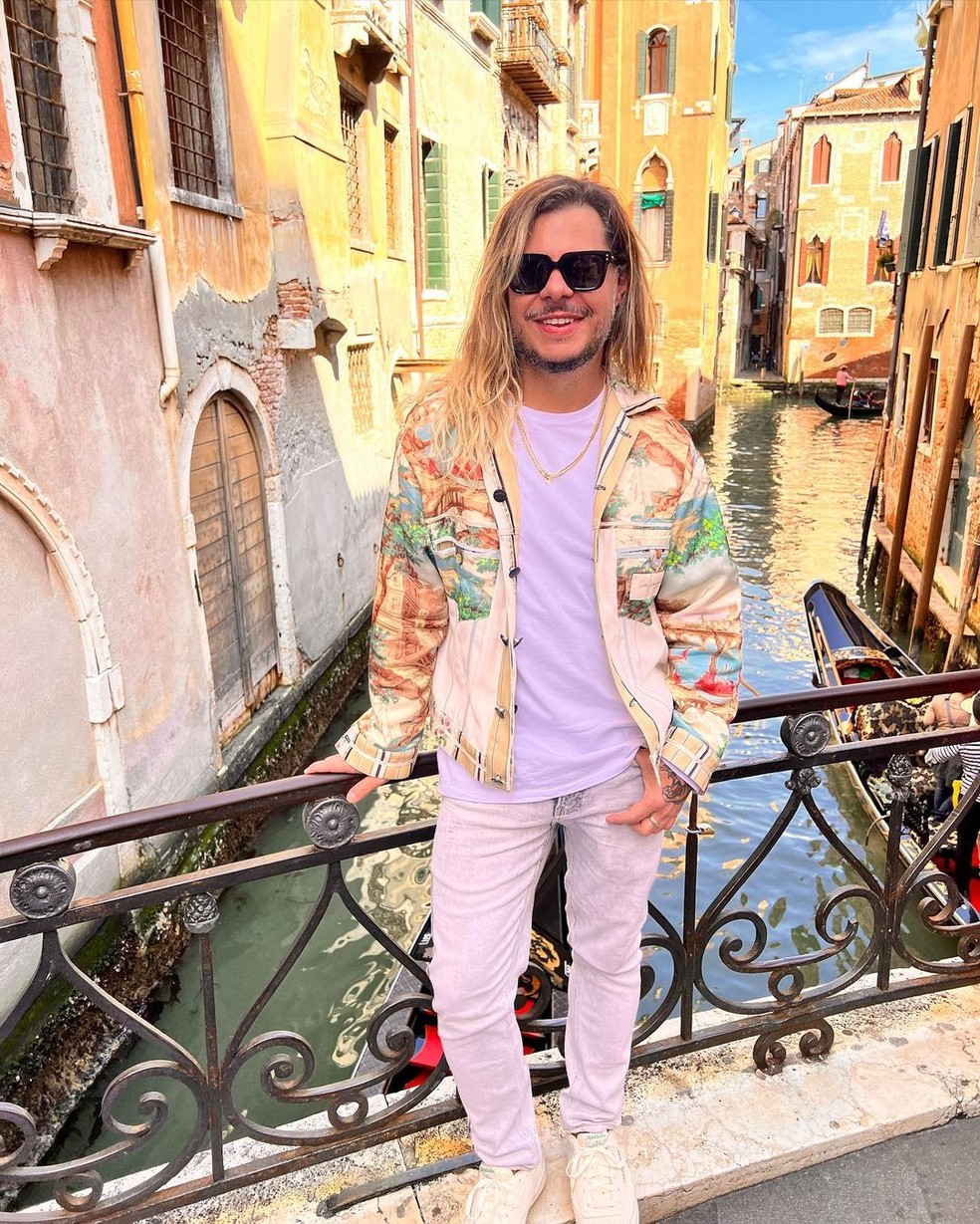 Marcus Majella abre álbum de viagem a Veneza com Monique Alfradique e ...