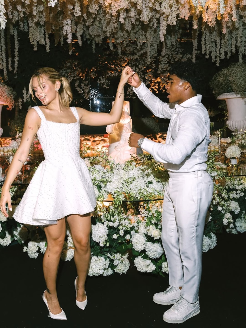 Gabriely Miranda mostra novas fotos do casamento com Endrick; veja