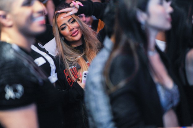 Saiba tudo sobre: Rafaella Santos