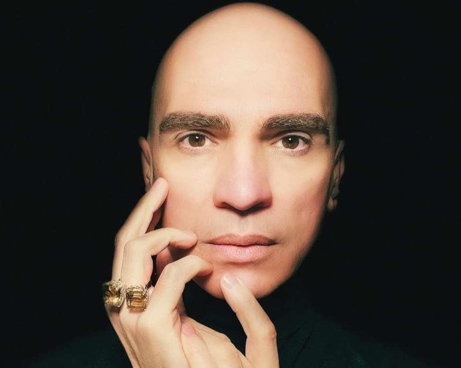 Edson Cordeiro fala sobre vida no exterior com o marido: 'Nunca tive a ...