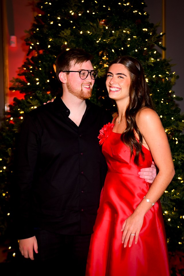 Luma César, filha Elaine Mickely e César Filho, curte festa com noivo ...