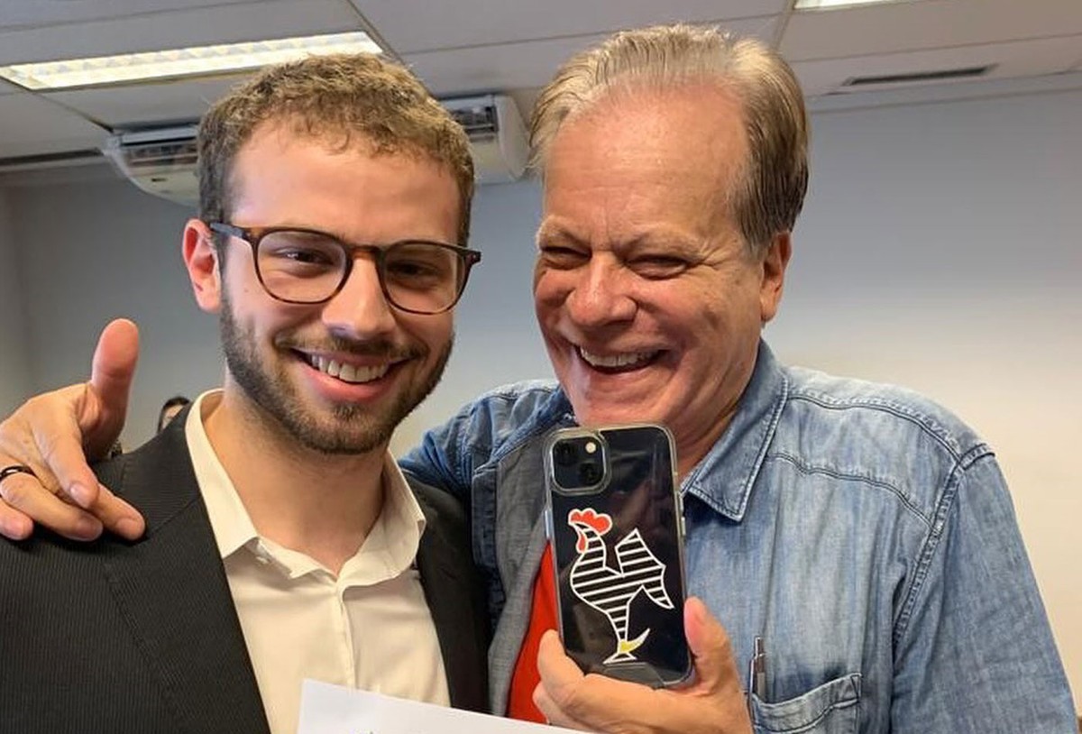 Chico Pinheiro celebra formatura do filho em Direito: 'Papai orgulhoso ...