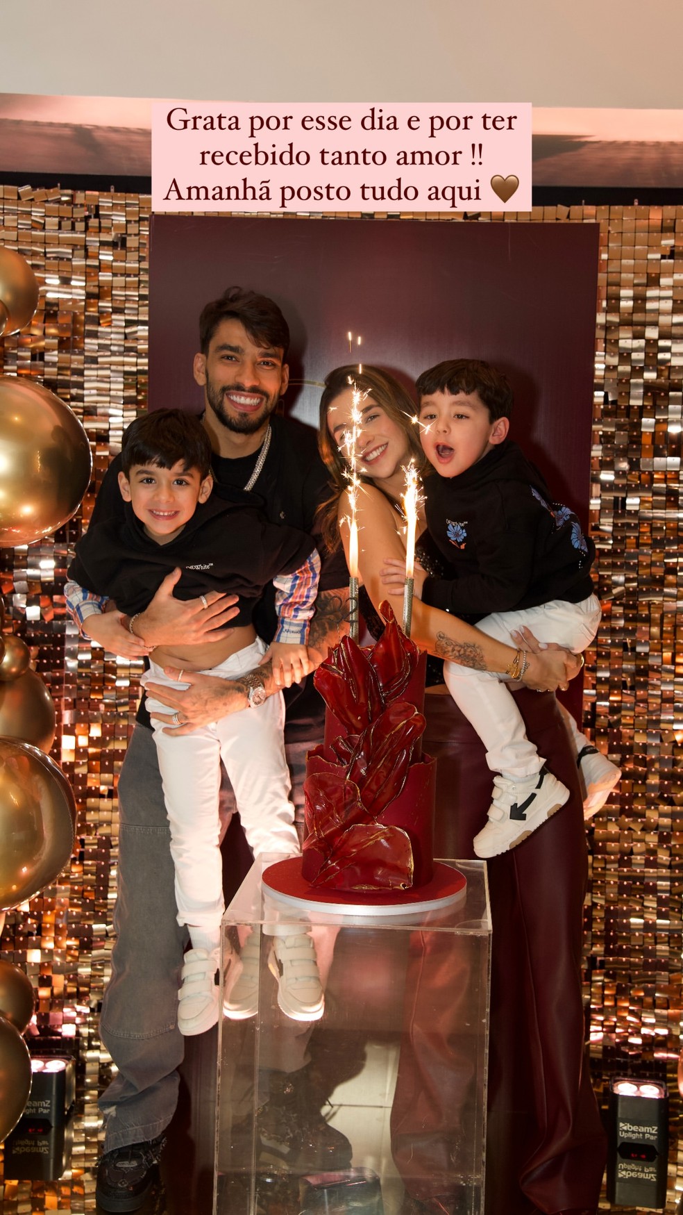 Paquetá celebra os 31 anos da esposa, Duda Fournier: 'Somos um só!'