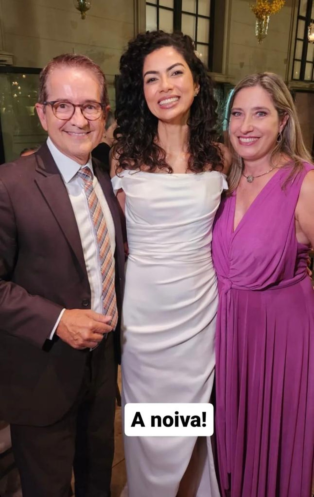 Caco Barcellos se casa com Carla Tilley após 'empurrãozinho' de Ana Maria Braga no 'Mais Você'