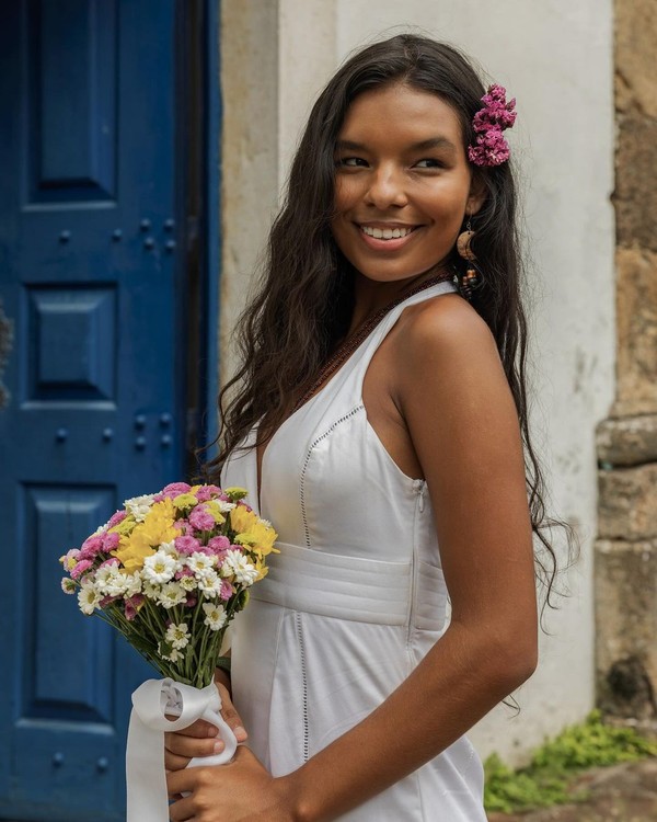 Ritinha de 'Renascer', Mell Muzzillo comenta cenas quentes com Xamã