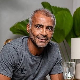 Saiba tudo sobre: Romário