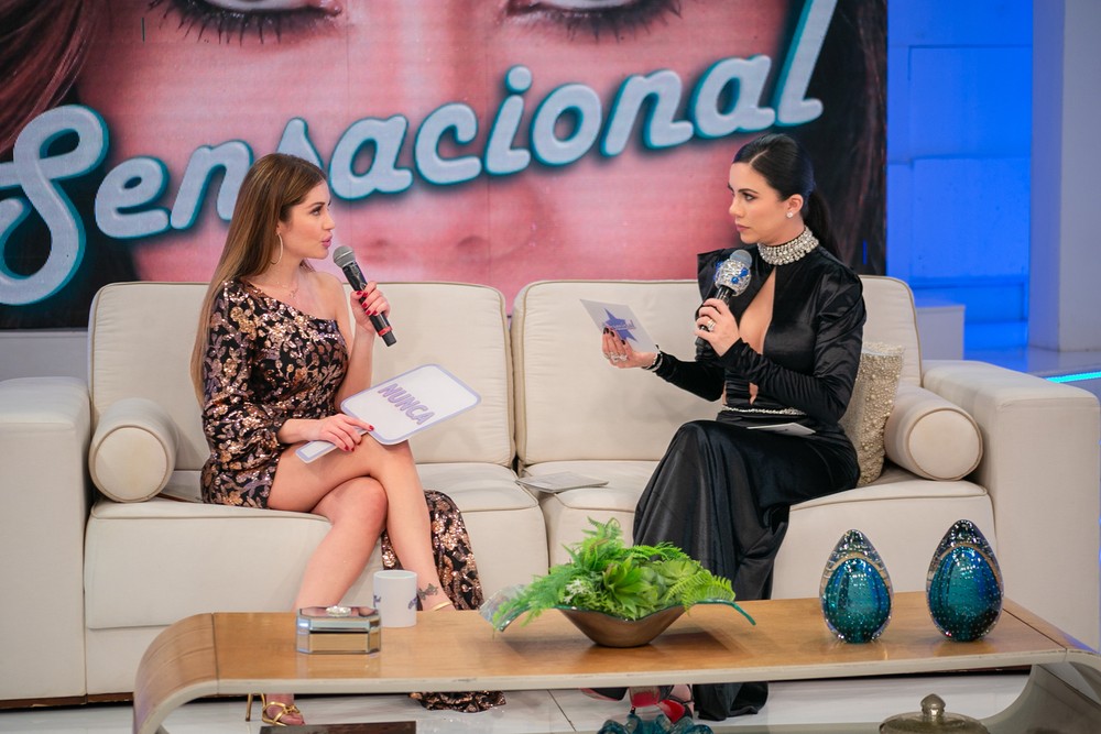 Ex-BBB Maria Melilo relembra câncer raro e ensaio nu: 'Não me arrependo'