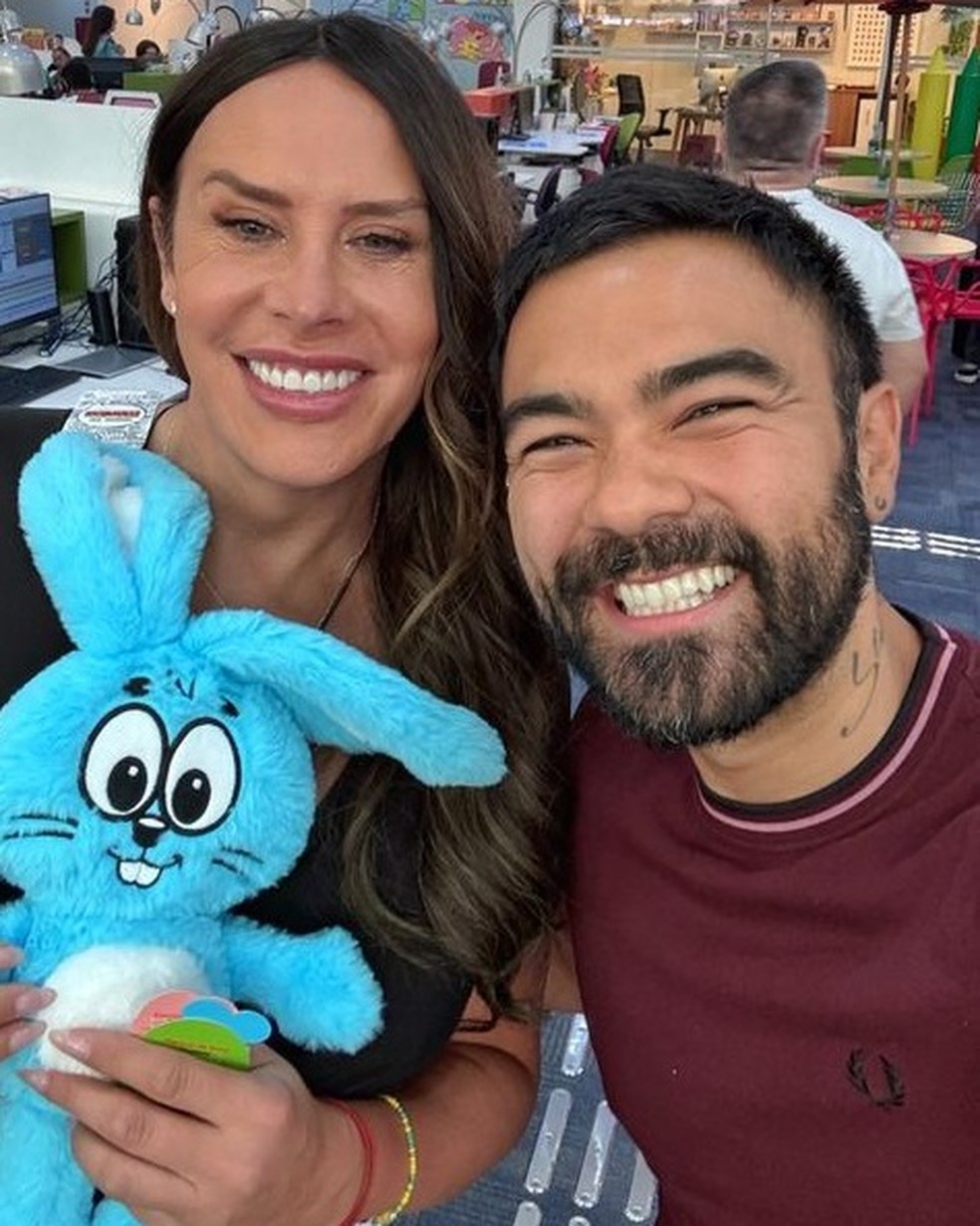 Karla Sofía Gascón, estrela de 'Emília Pérez', visita Mauricio de Sousa ...