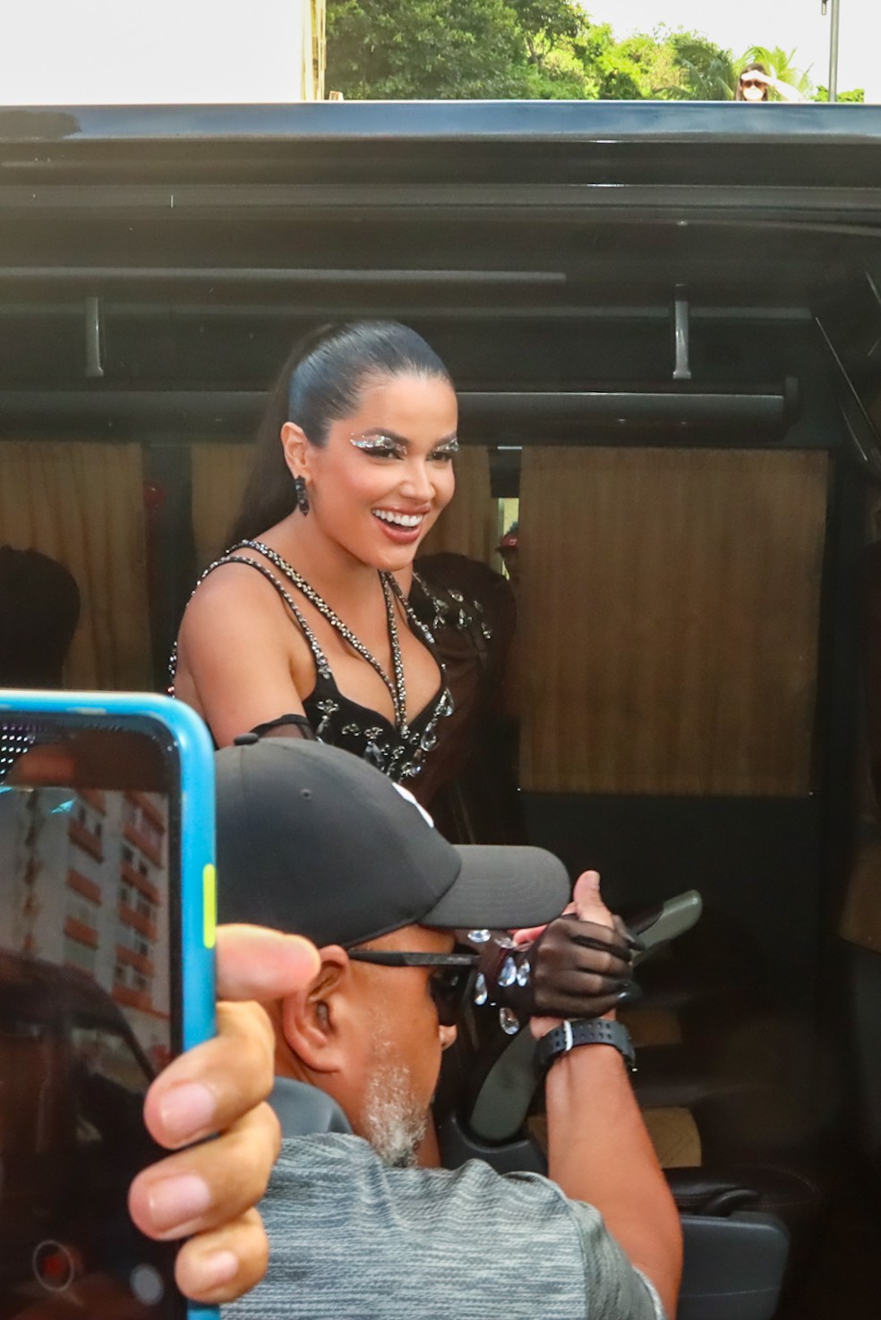 Priscilla, Gloria Groove, Juliette e time de famosos sobem ao trio de Ivete Sangalo