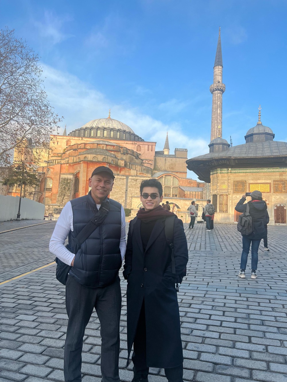 Vitor Fadul fala de viagem romântica com Leandro Karnal pela Europa ...