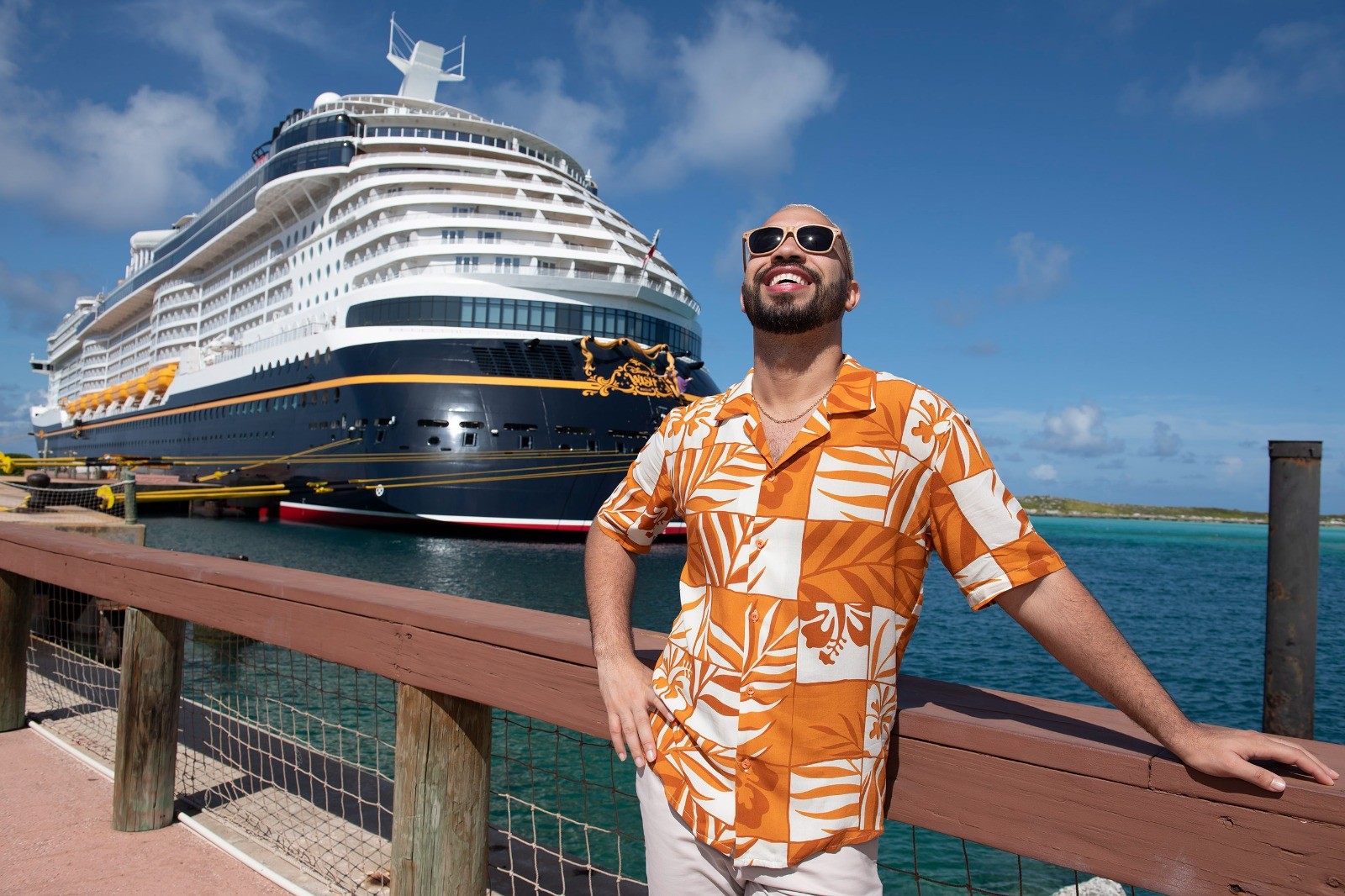 Cruzeiro Disney comemora 25 anos; veja novidades e relembre famosos a bordo