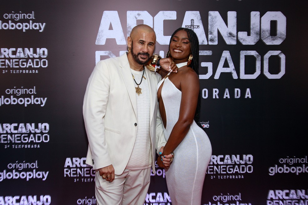 José Júnior troca beijos e exalta a noiva, Erika Januza: 'Mulher da ...