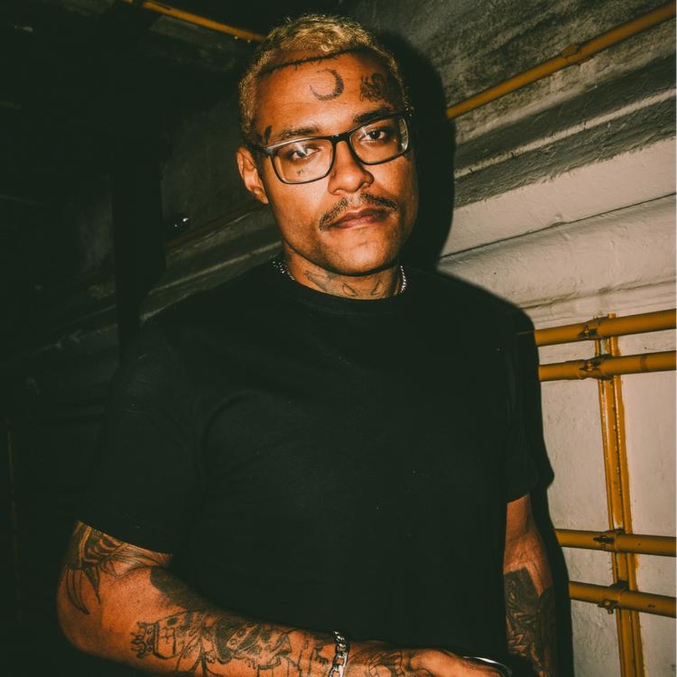 Rapper é acusado de violência física e psicológica por ex-namoradas e ...