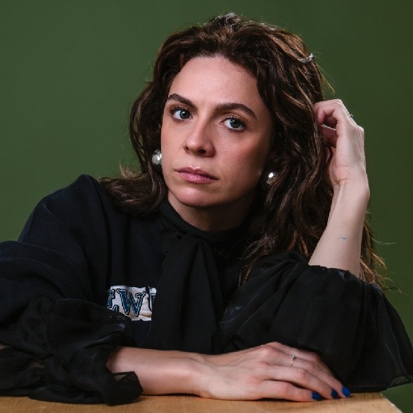 Saiba tudo sobre: Renata Gaspar