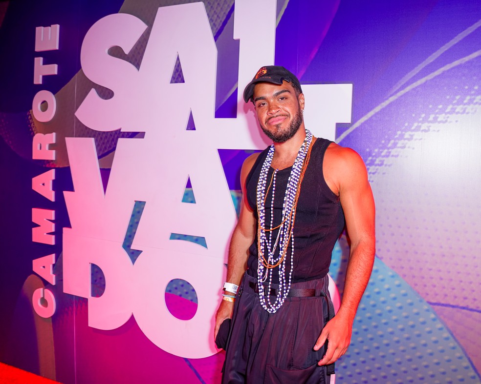 Carnaval 2025: Após perder 35 kg, Fran Gil mostra braços sarados na ...