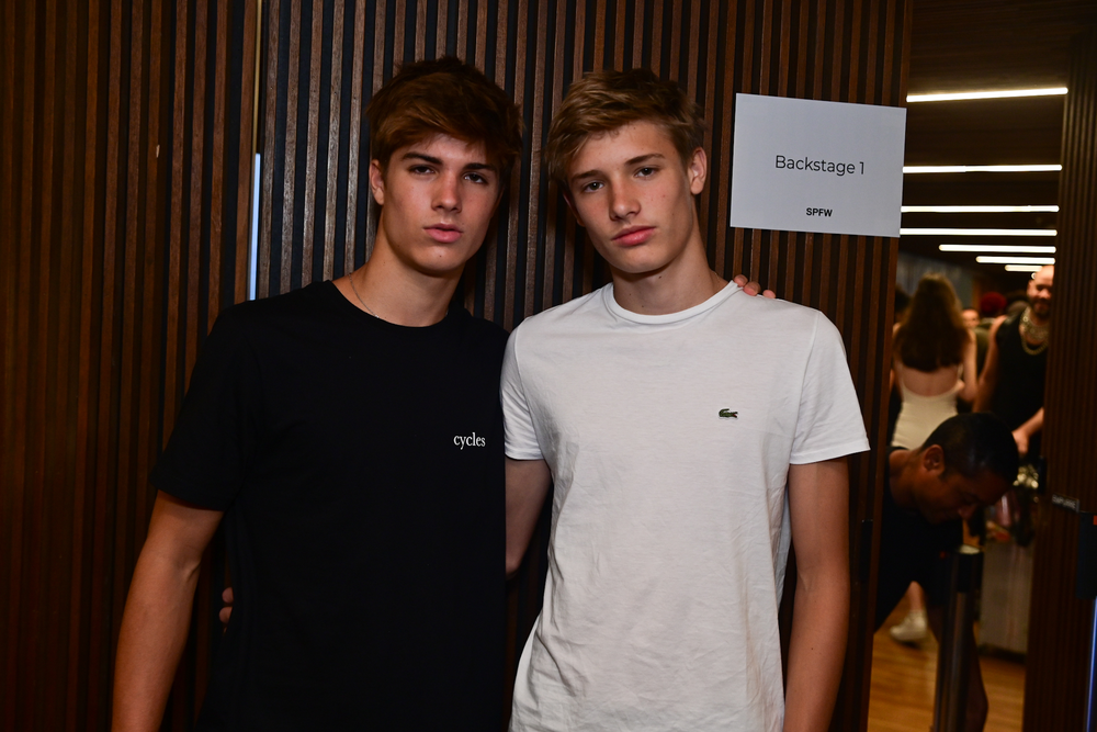 Filhos de Fernanda Lima e Rodrigo Hilbert participam de mais um desfile ...