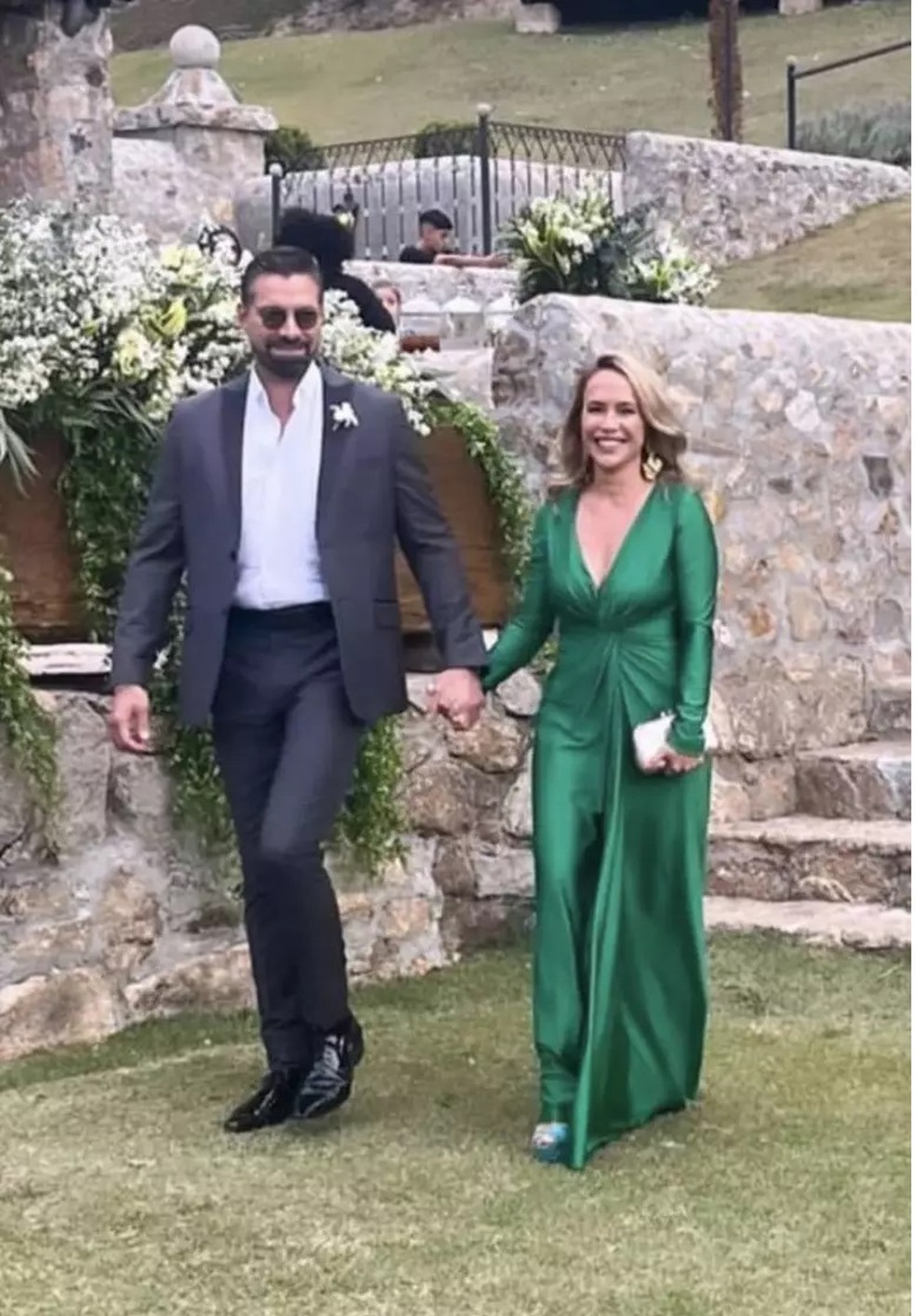 Tudo o que rolou no casamento de Rafaella Mandelli e Rodrigo Leonardo