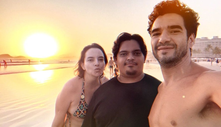 Caio Blat abre álbum de férias e mostra foto com filho mais velho