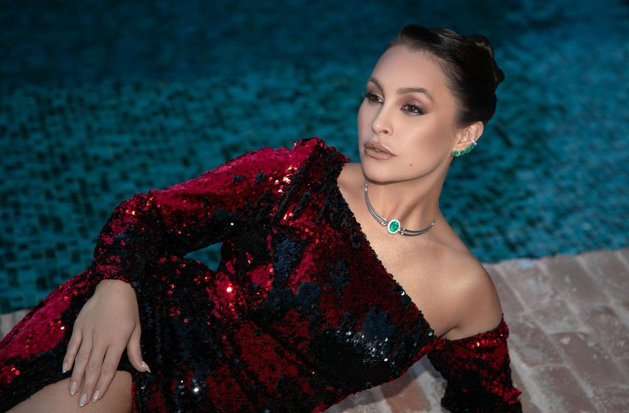 Carla Díaz aposta em fenda para evento no Festival de Cannes: 'Sempre ...
