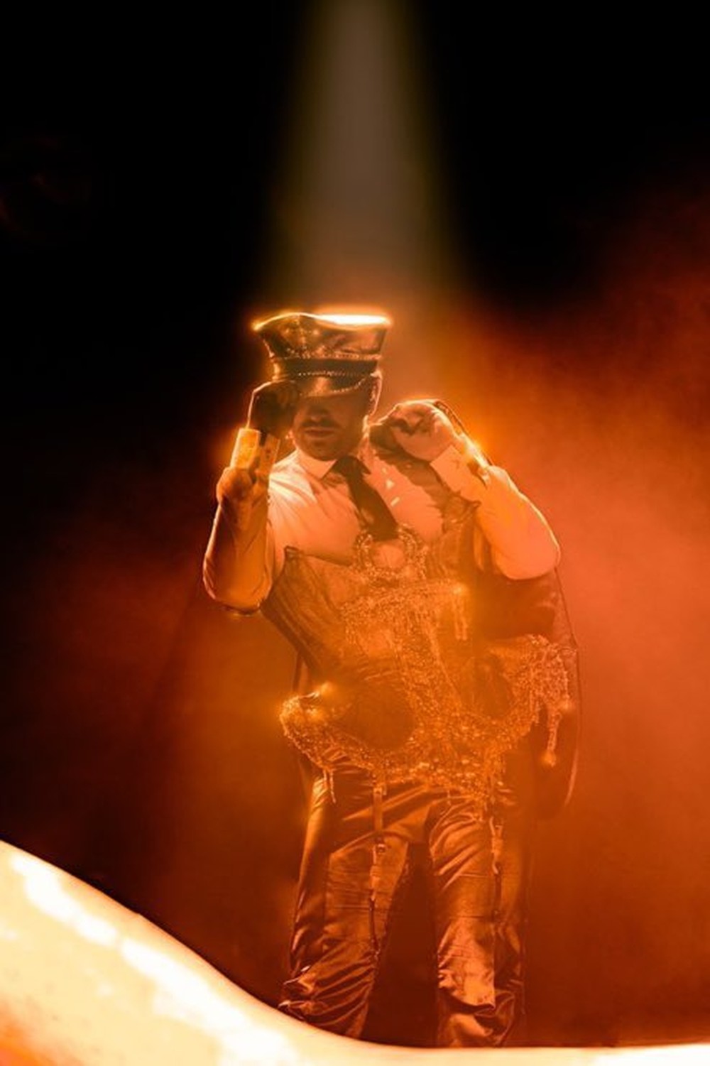 Sam Smith estreia turnê do álbum 'Gloria' cantando Madonna e com ...