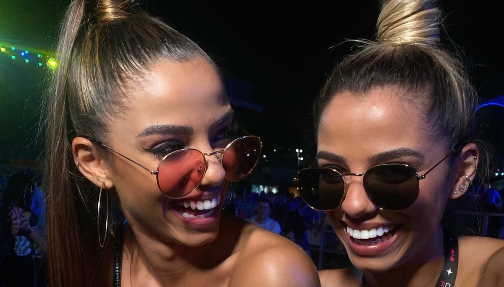 Keyt Alves posa de biquíni fio-dental e é confundida com a gêmea, a ex ...