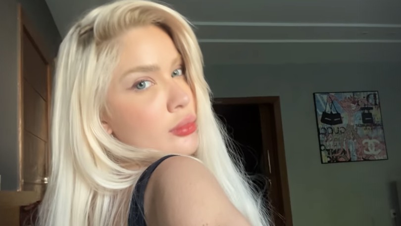 Saiba tudo sobre: Karoline Lima