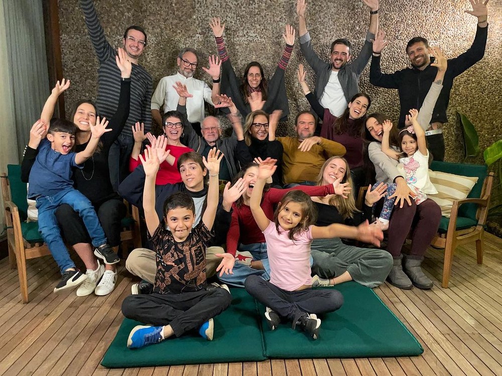 Sandra Annenberg reúne família para celebrar aniversário da filha, Elisa