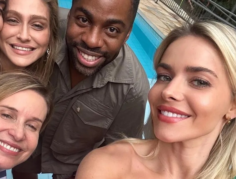 Diretora de 'Elas por Elas', Amora Mautner escolhe ator que 'fez novela acontecer'