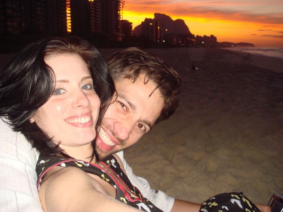 Após 15 anos e uma filha, Dani Valente e Christiano Cochrane se casam ...