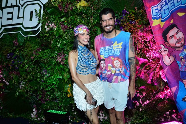 Yugnir Ângelo celebra aniversário ao lado de Mirela Janis e de famosos ...