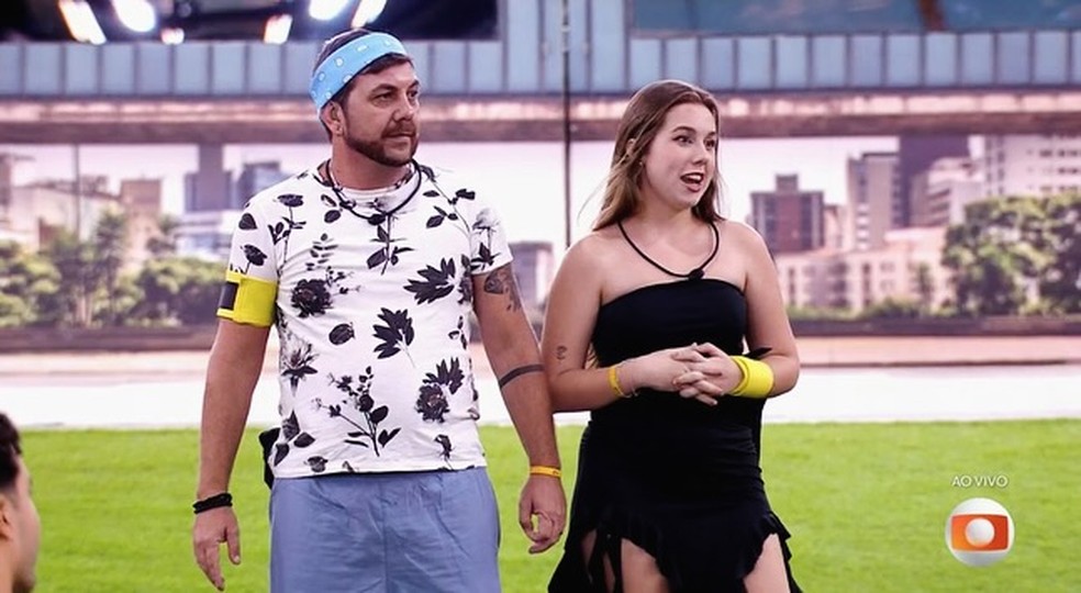 BBB 25: Edy e Raissa moram em ônibus no circo, diz parente