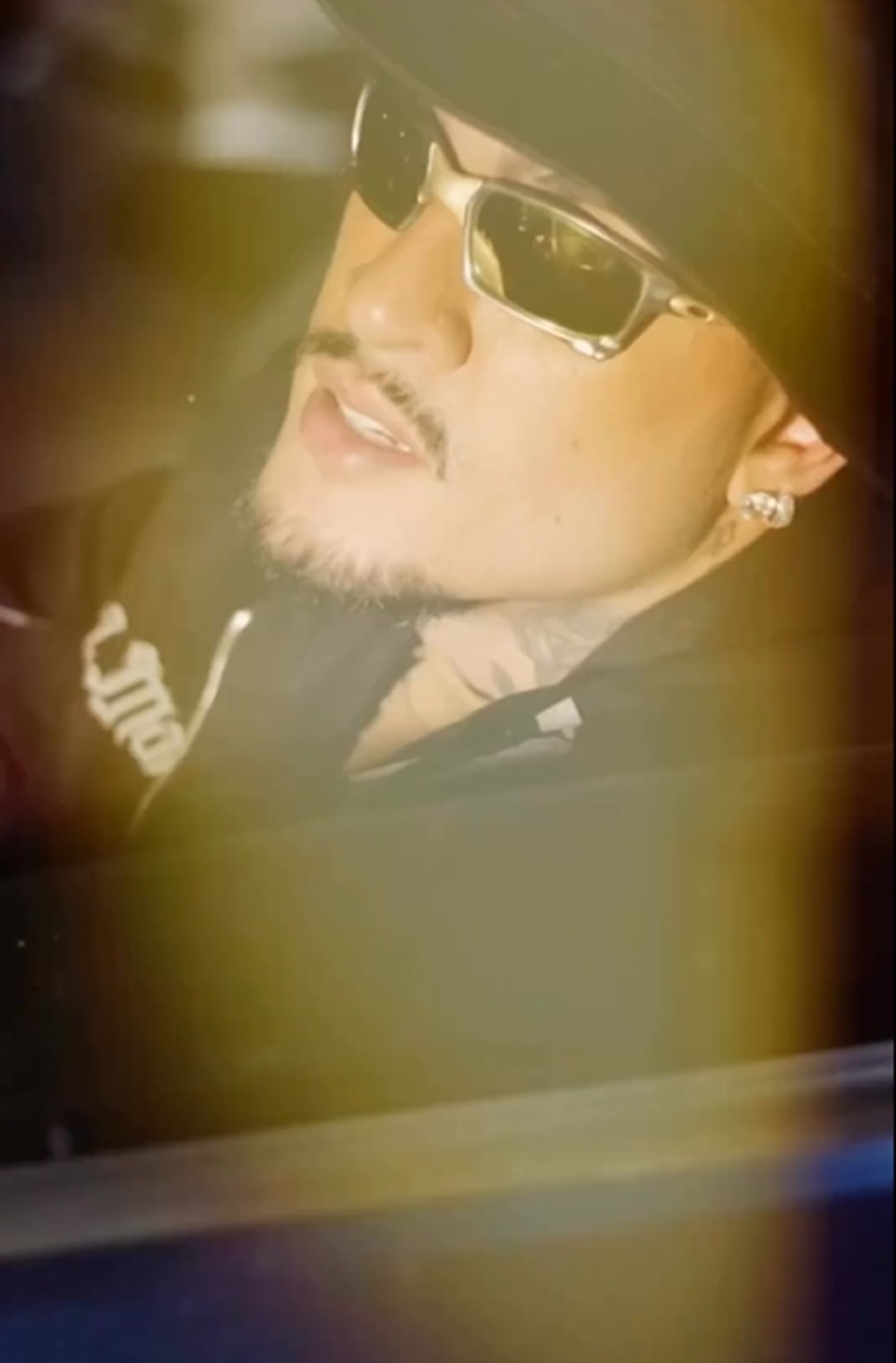 MC Binn faz ensaio e adianta detalhes de novo álbum: 'Bastante love songs'