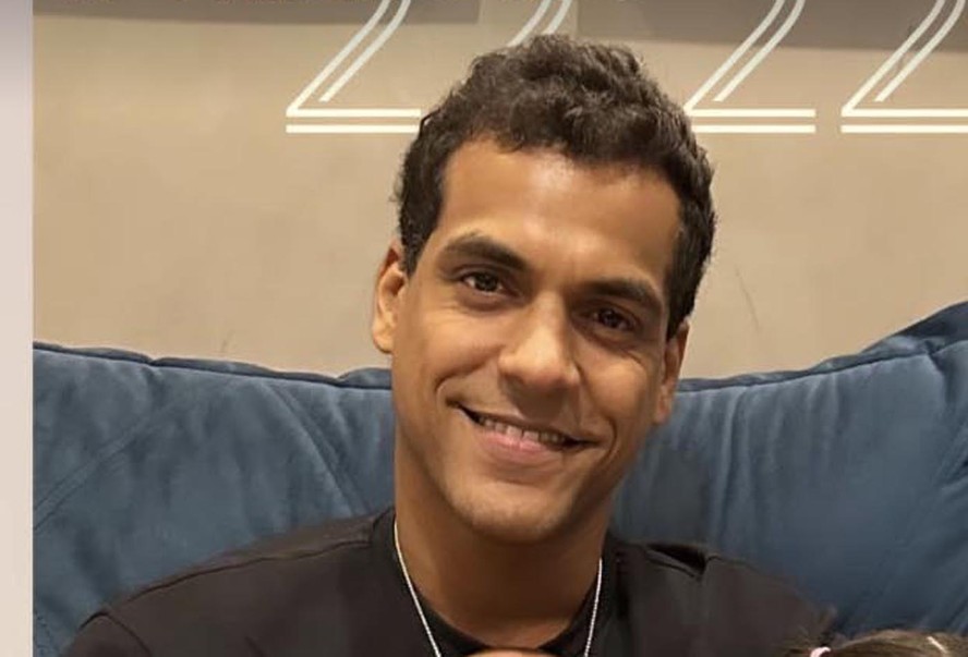 Marcello Melo Jr., de 'Renascer', mostra primeira foto com os 2 filhos