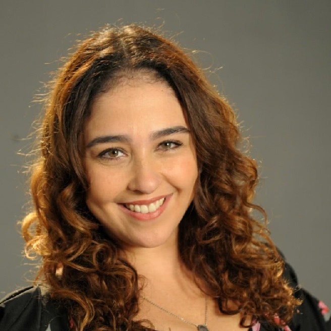 Saiba tudo sobre: Debora Lamm