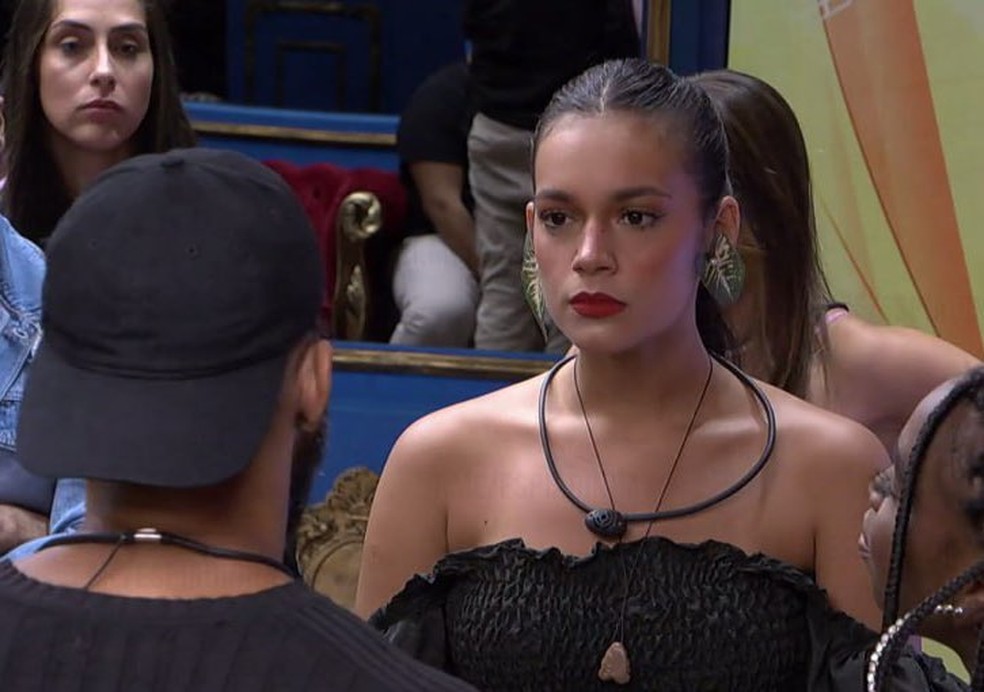 Paredão Bbb 24 Alane Beatriz Isabelle Ou Juninho Vote Em Quem Você