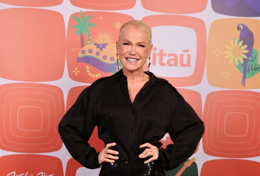 Xuxa celebra show inédito no Rock in Rio e encontro Cyndi Lauper