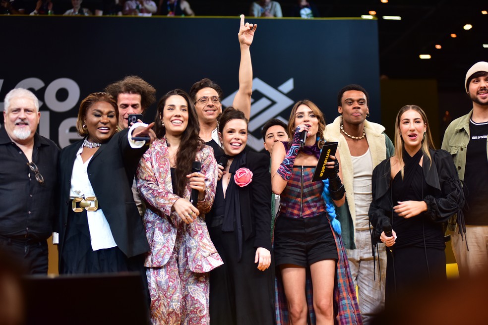 Myra Ruiz e Fabi Bang anunciam novo elenco de 'Wicked' na CCXP 2024