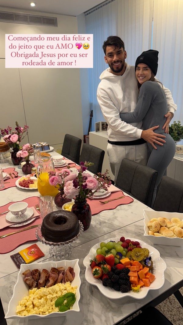 Paquetá celebra os 31 anos da esposa, Duda Fournier: 'Somos um só!'