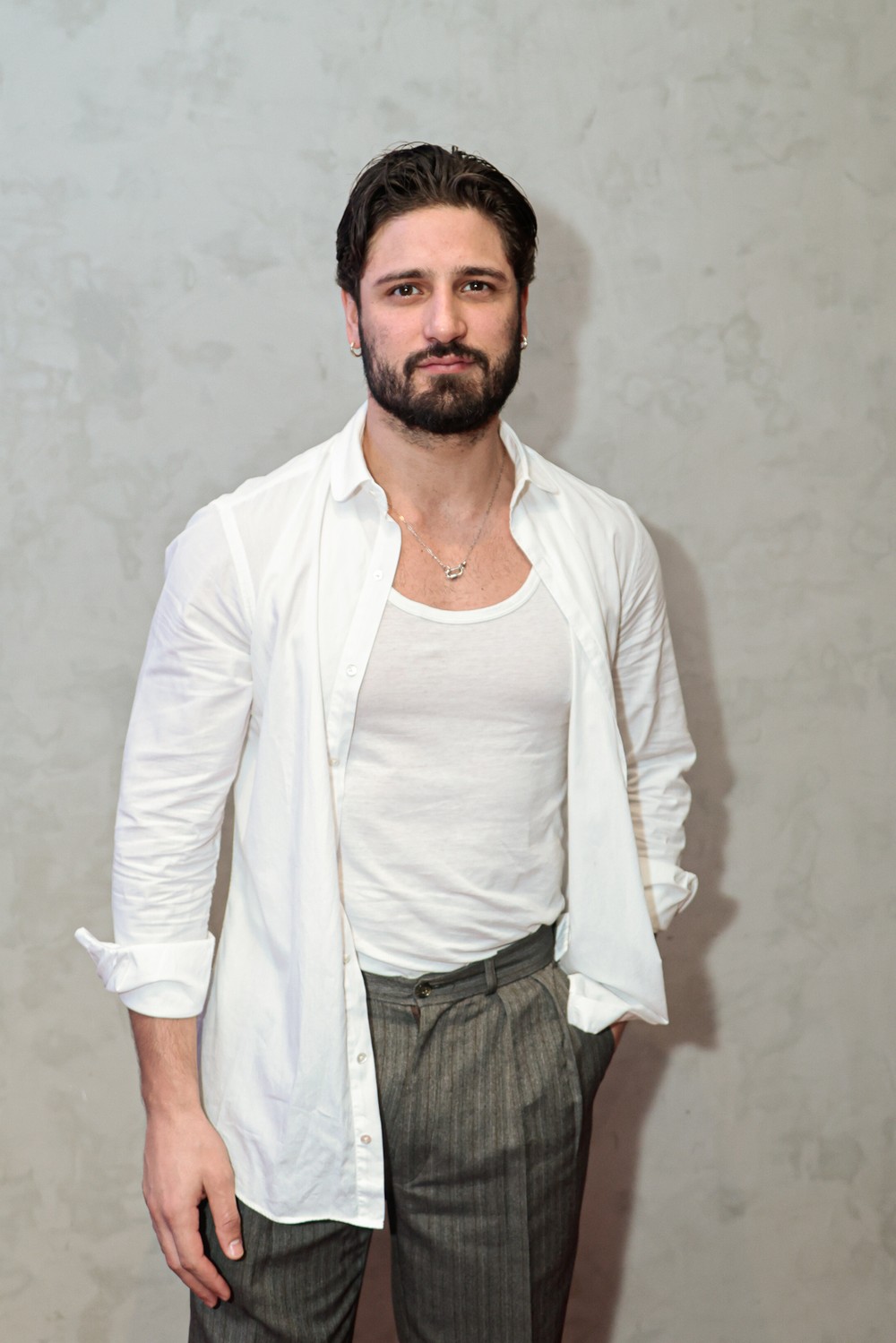 Discretos no namoro, Vitória Strada e Daniel Rocha evitam posar juntos ...