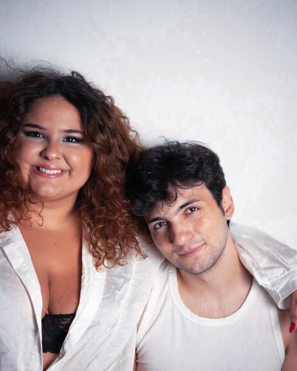 Castorine conta como conheceu o marido e admite: 'Achava que ele era gay'