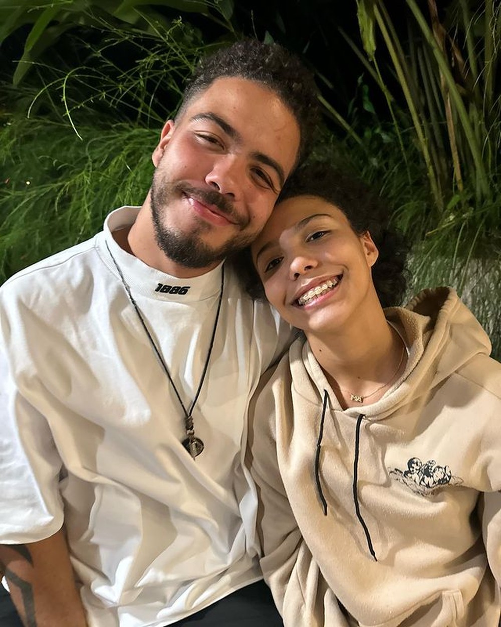 Ronaldo reúne os quatro filhos e faz foto rara: 'Meus amores'